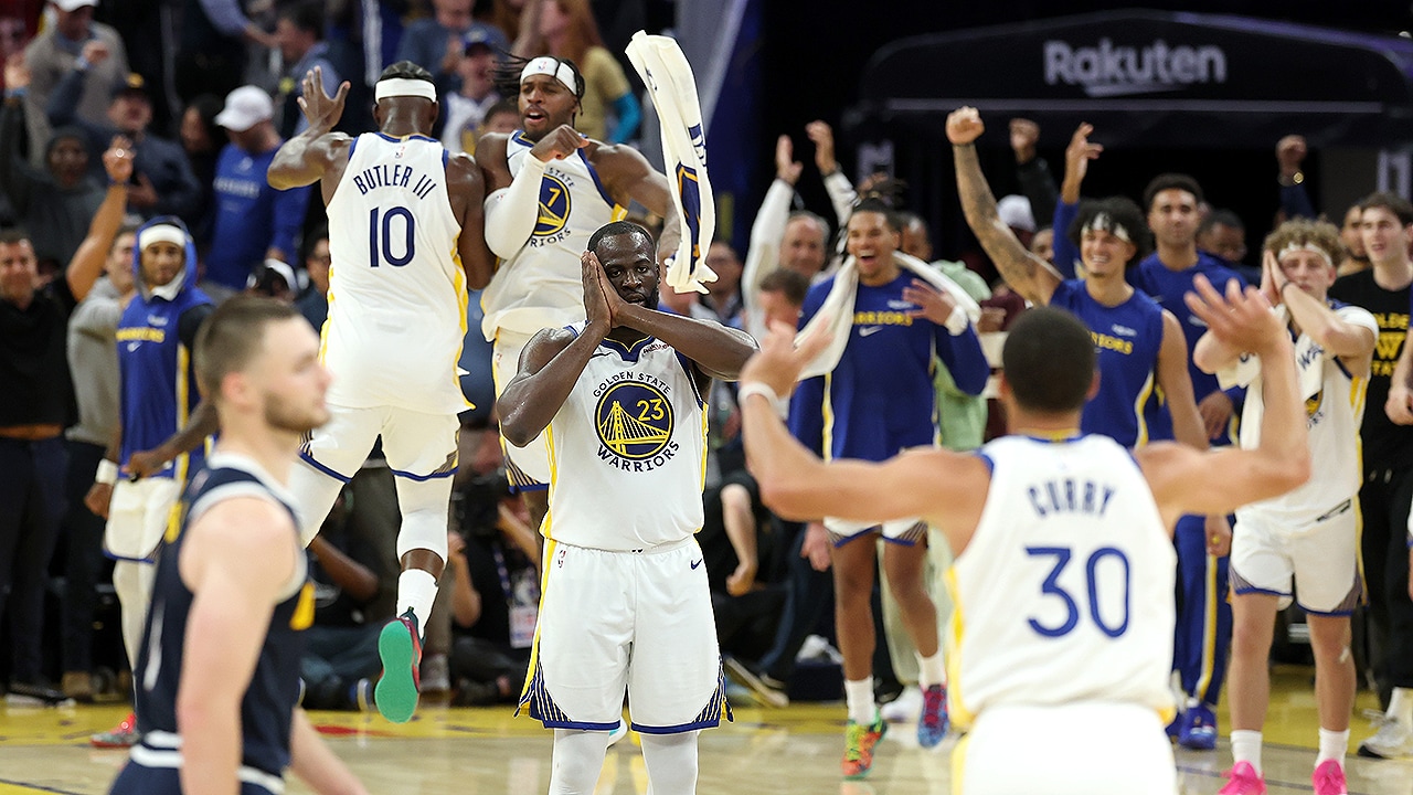 Stephen Curry Scores 42 Points, Willing Warriors to Overtime Win in ...