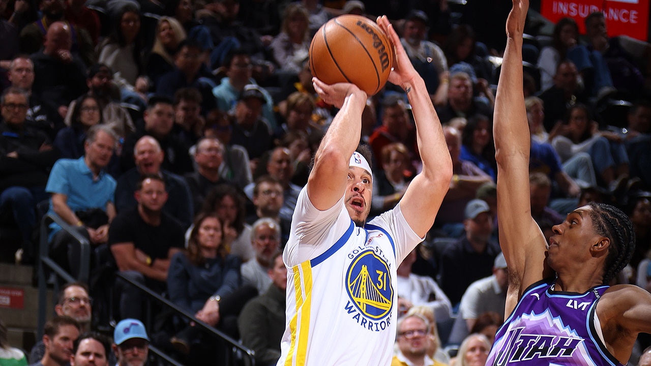 Seth Curry Efficient in Return as Warriors Fall to Jazz
