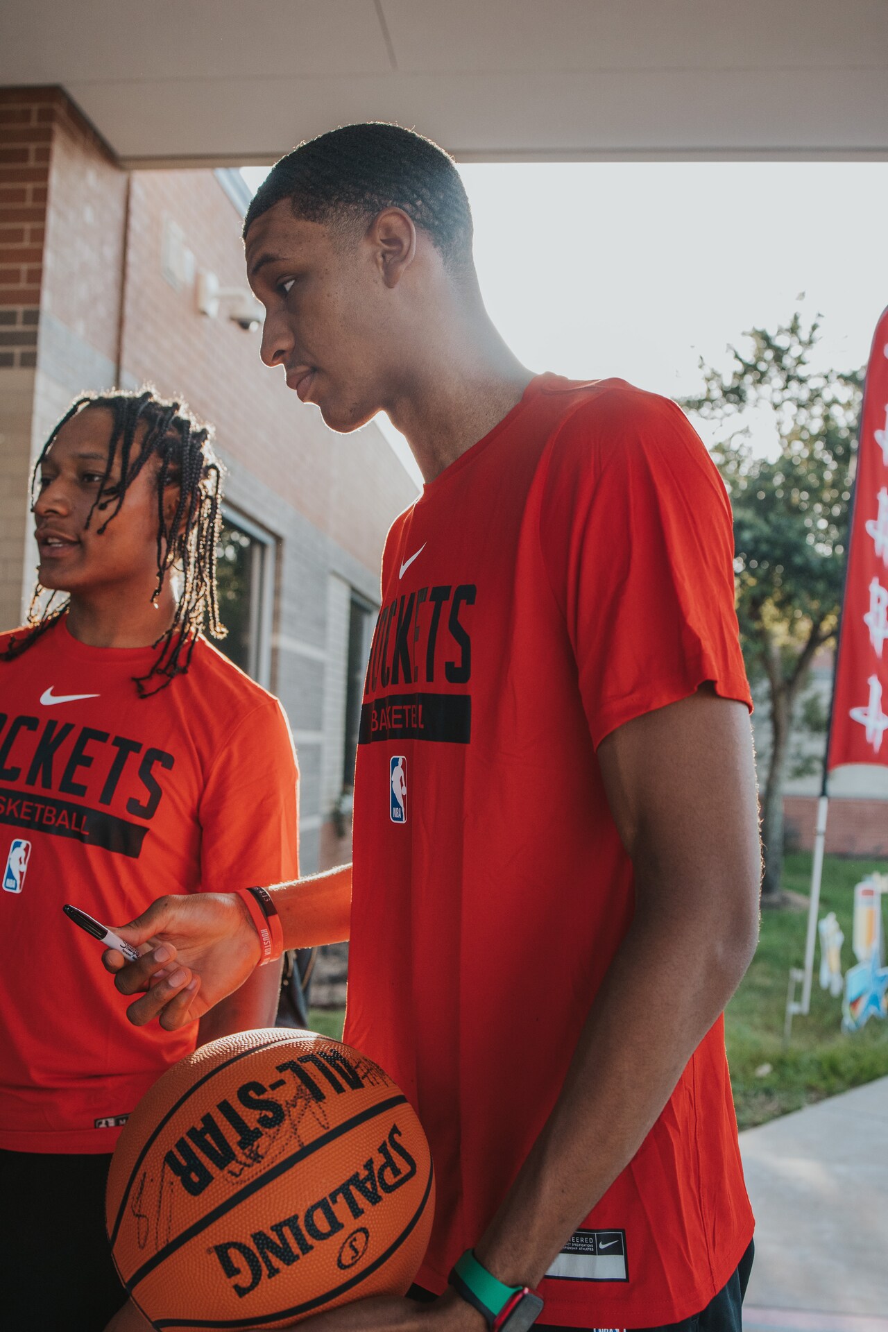 Rockets Players and Entertainers Welcome Students Back to School ...