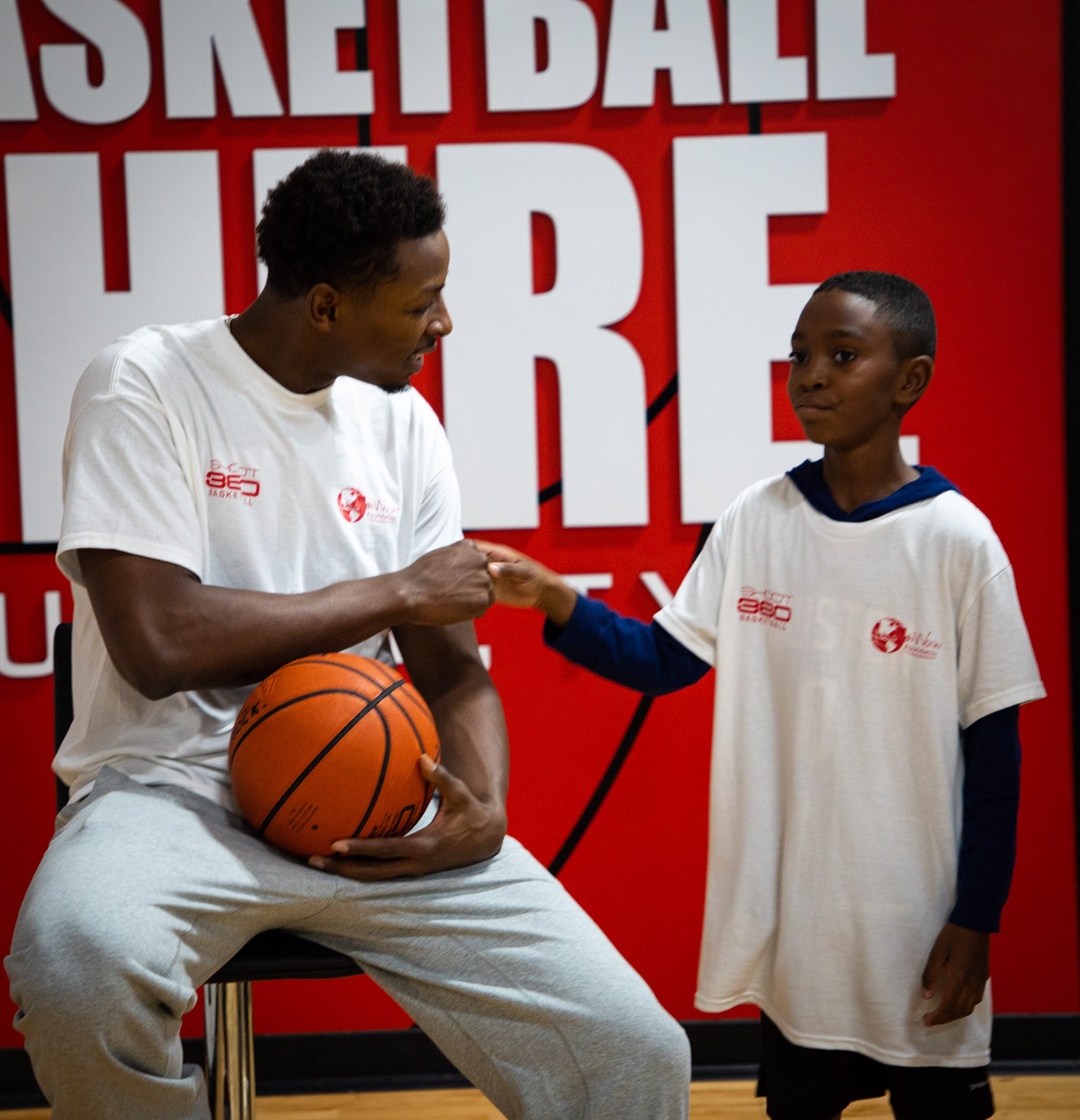 Jae’Sean Tate Basketball Clinic for Be A 9th Wonder Foundation Photo ...