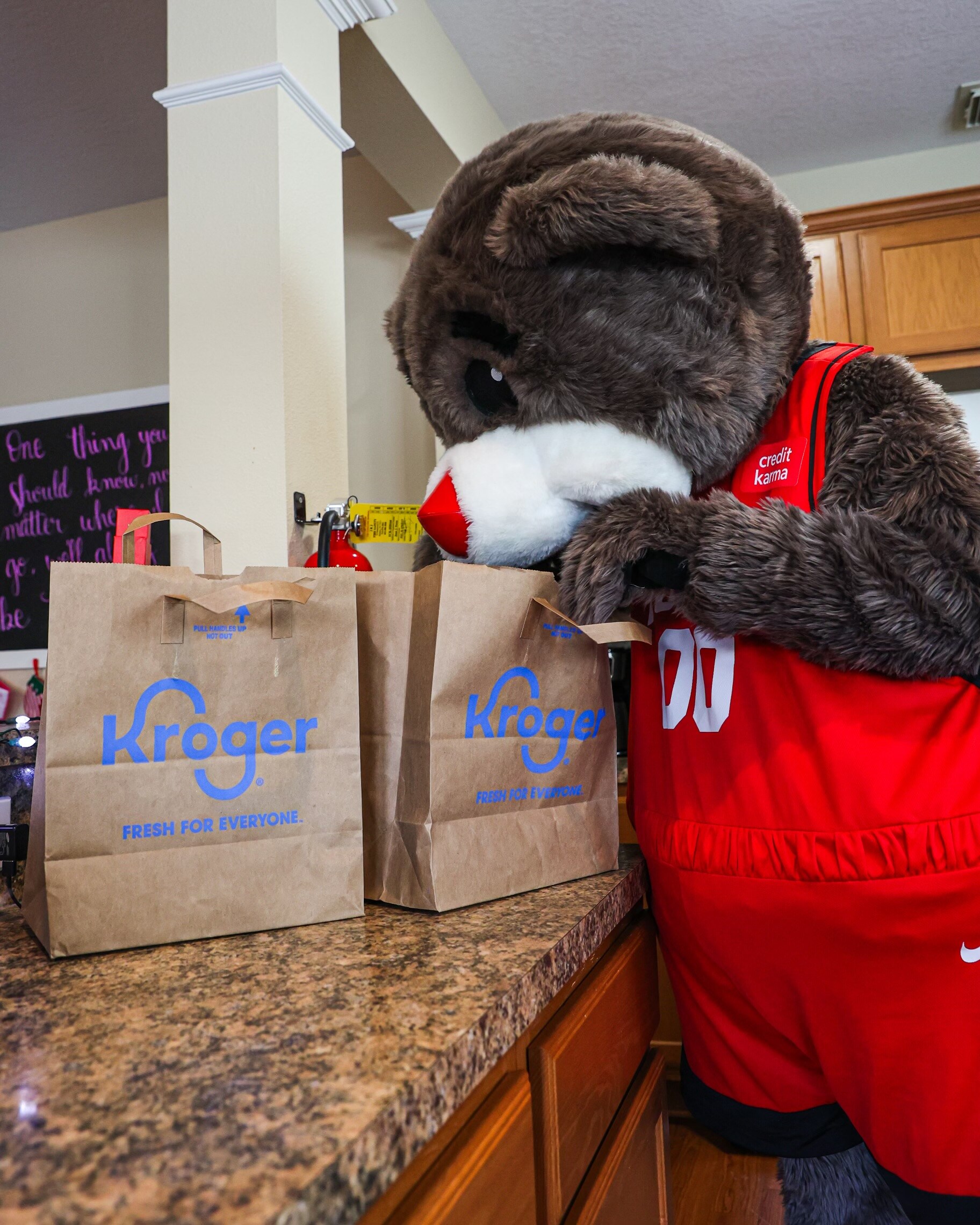 Rockets x Kroger Season of Giving Photo Gallery | NBA.com