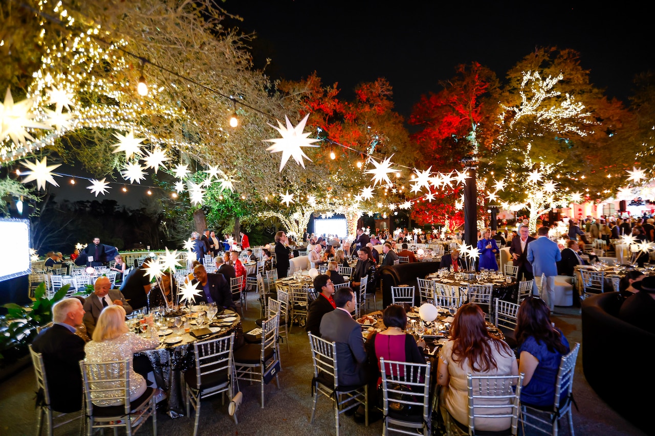 Rockets Gala l A Starry Night with the Rockets | Houston Rockets