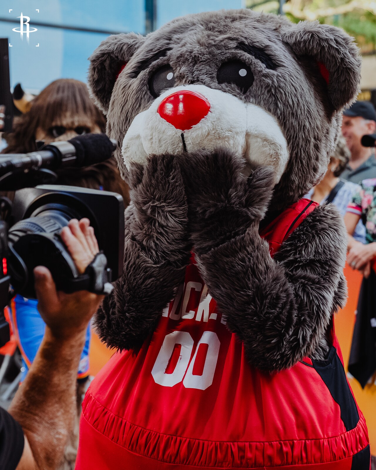 Clutch The Bear Visits the TODAY Show | Houston Rockets