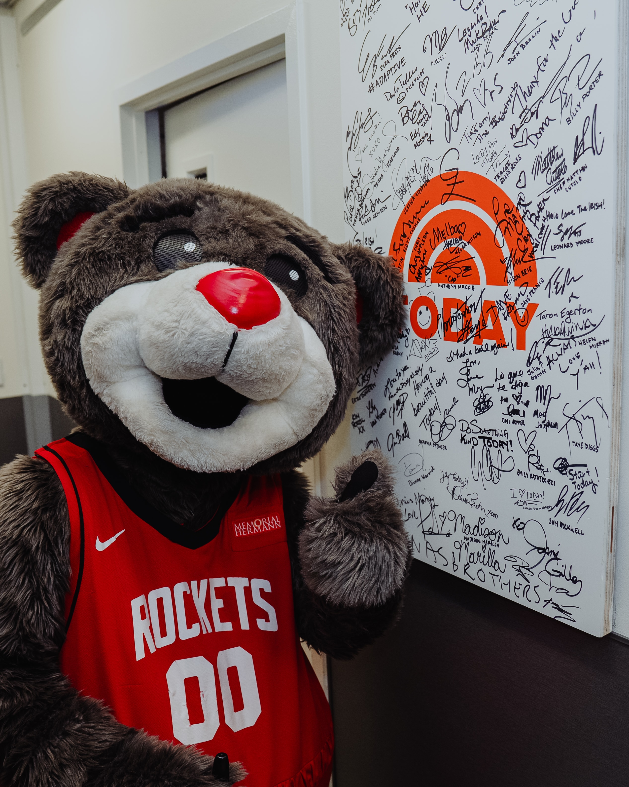 Clutch The Bear Visits the TODAY Show | Houston Rockets