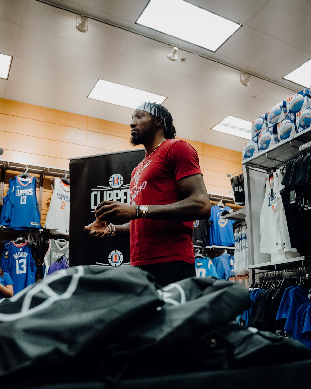 Back to School with Robert Covington Photo Gallery | NBA.com