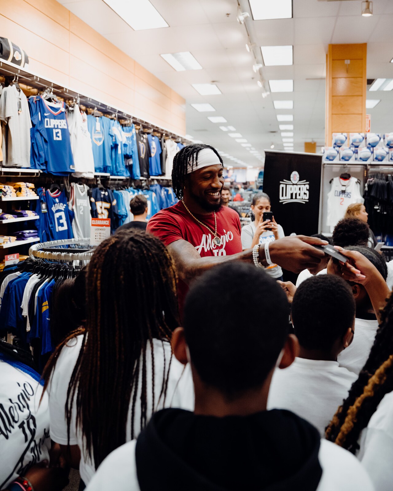 Back to School with Robert Covington Photo Gallery | NBA.com