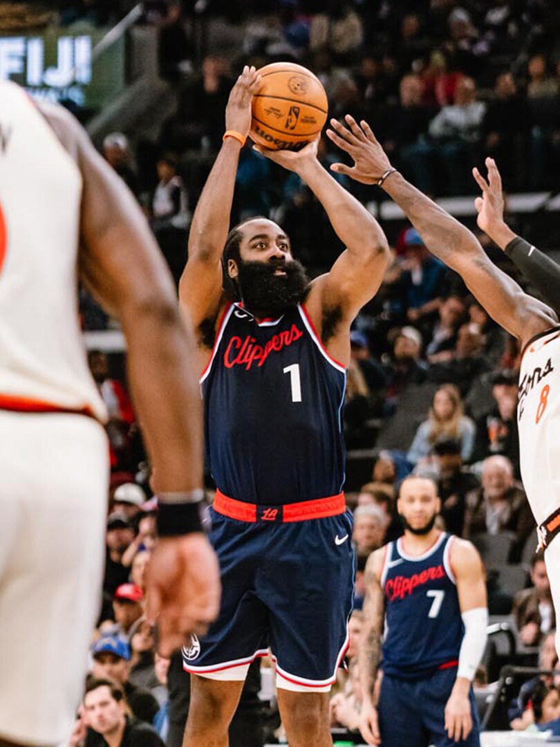 LA Clippers - Get the Latest Clippers Scores, Schedule & News