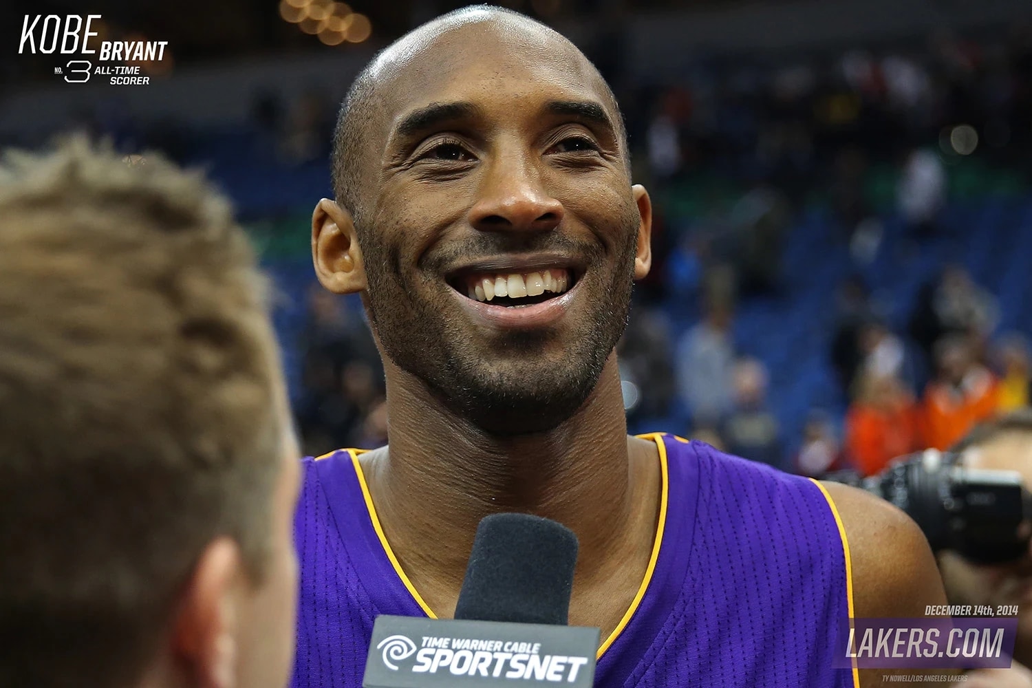 History Day in Photos Kobe Passes Jordan | NBA.com