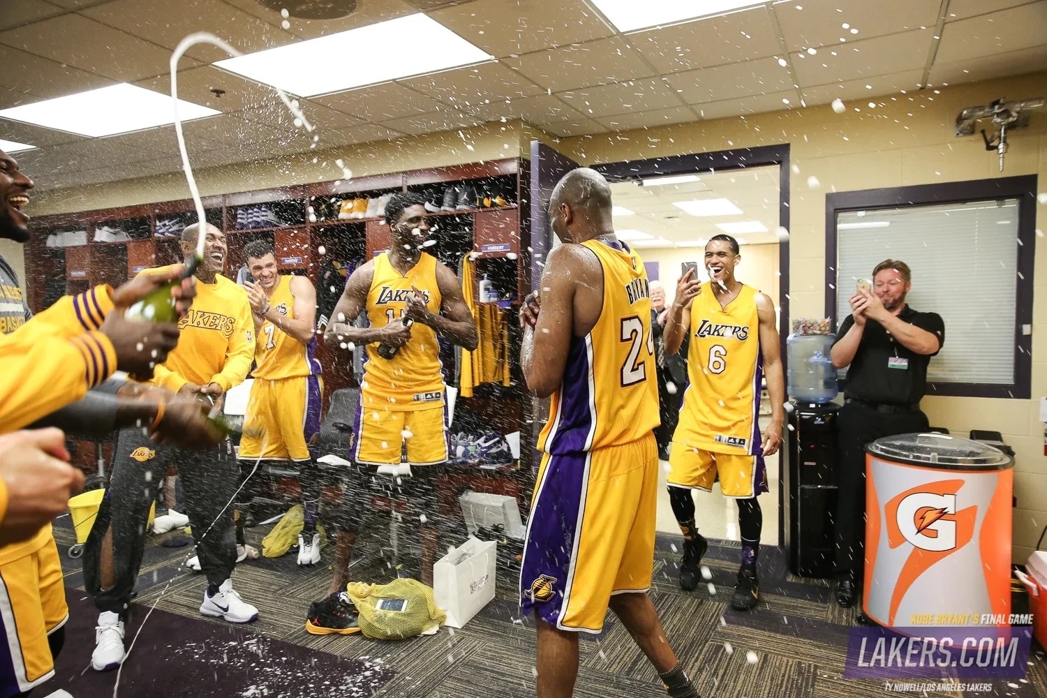 History Day in Photos Kobes Final Game | NBA.com