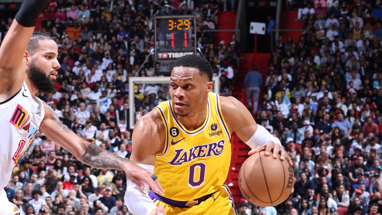 Photos : Lakers at Heat (12/28/22) | Los Angeles Lakers