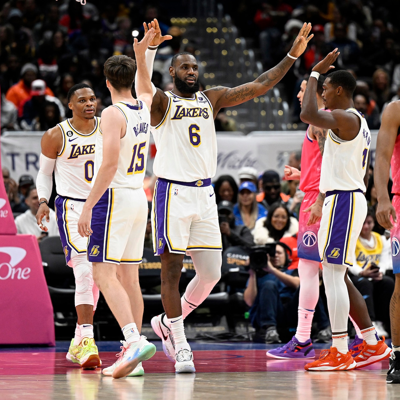 Photos: Lakers at Wizards (12/04/22) | Los Angeles Lakers