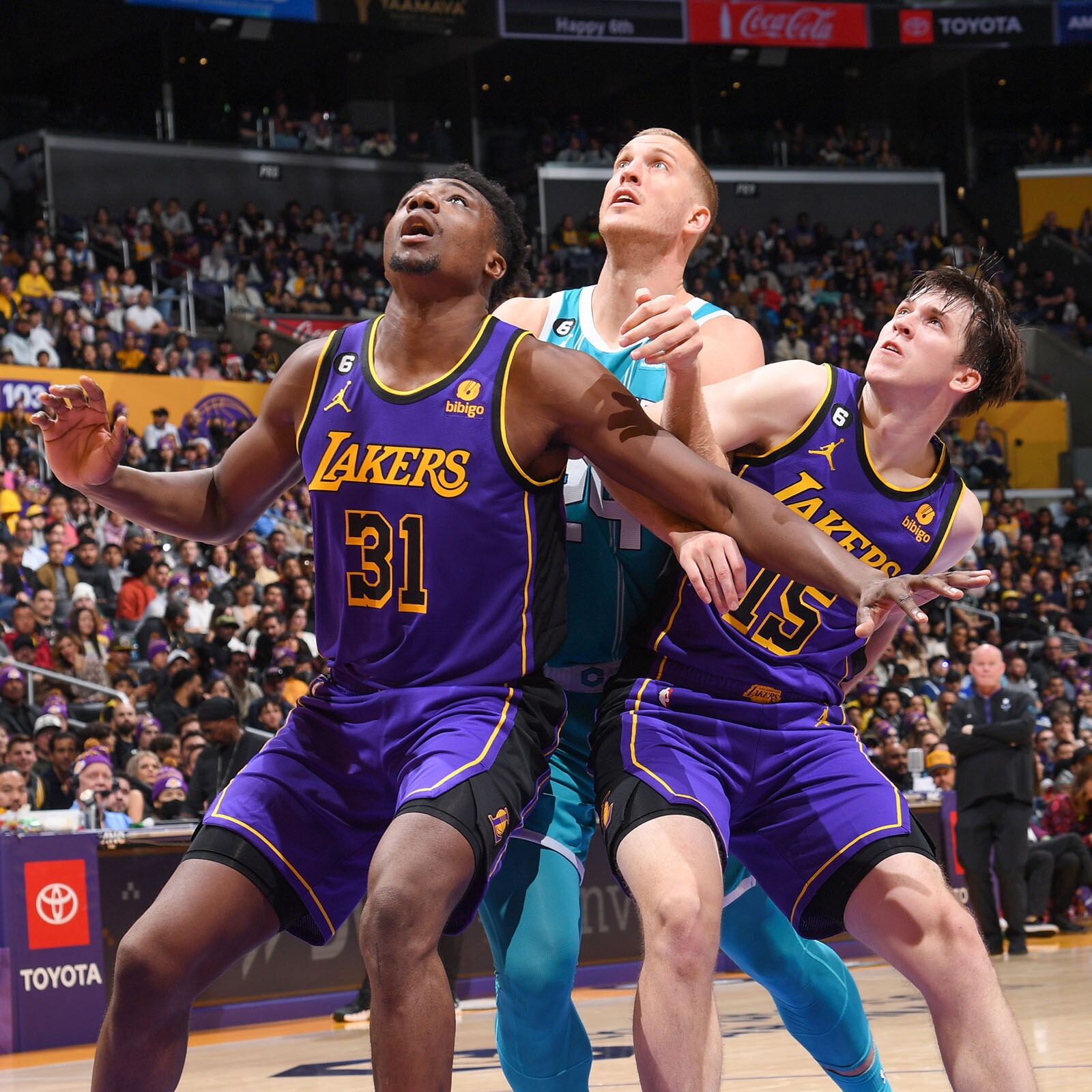 Photos: Lakers vs Hornets (12/23/22) Photo Gallery | NBA.com