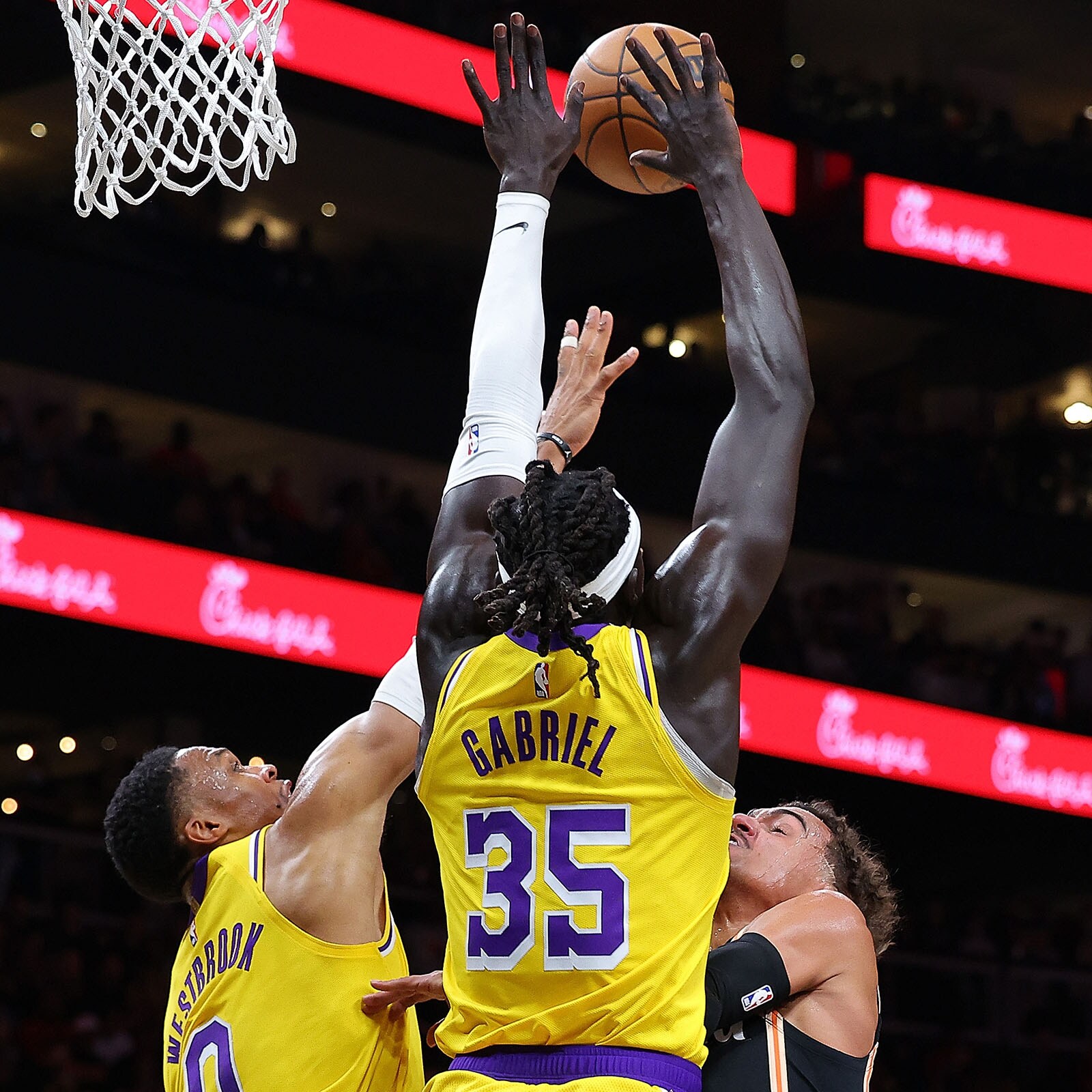 Photos: Lakers at Hawks (12/30/22) Photo Gallery | NBA.com