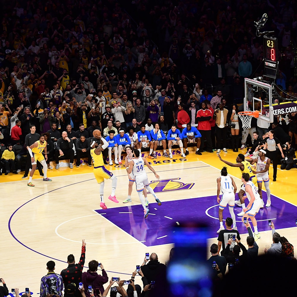 Photos: LeBron James Becomes the NBA's All-Time Leading Scorer Photo ...