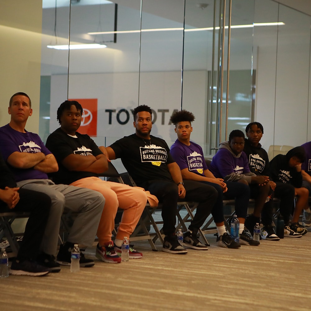 Photos: Building Bridges with Basketball | Los Angeles Lakers