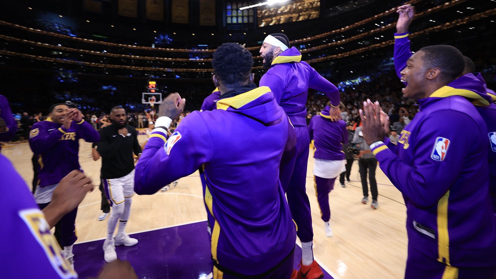 From the Rafters: Game 3 & The Place of Pride | Los Angeles Lakers