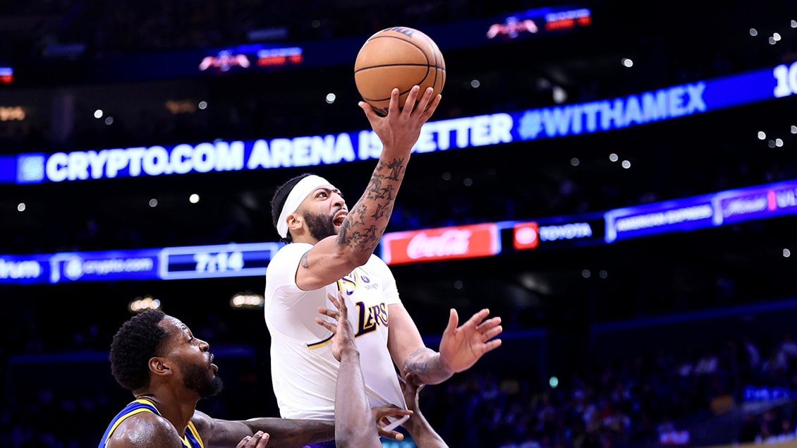 From the Rafters: LeBron & Lakers 'Let' Game 3 Come to Them | Los ...