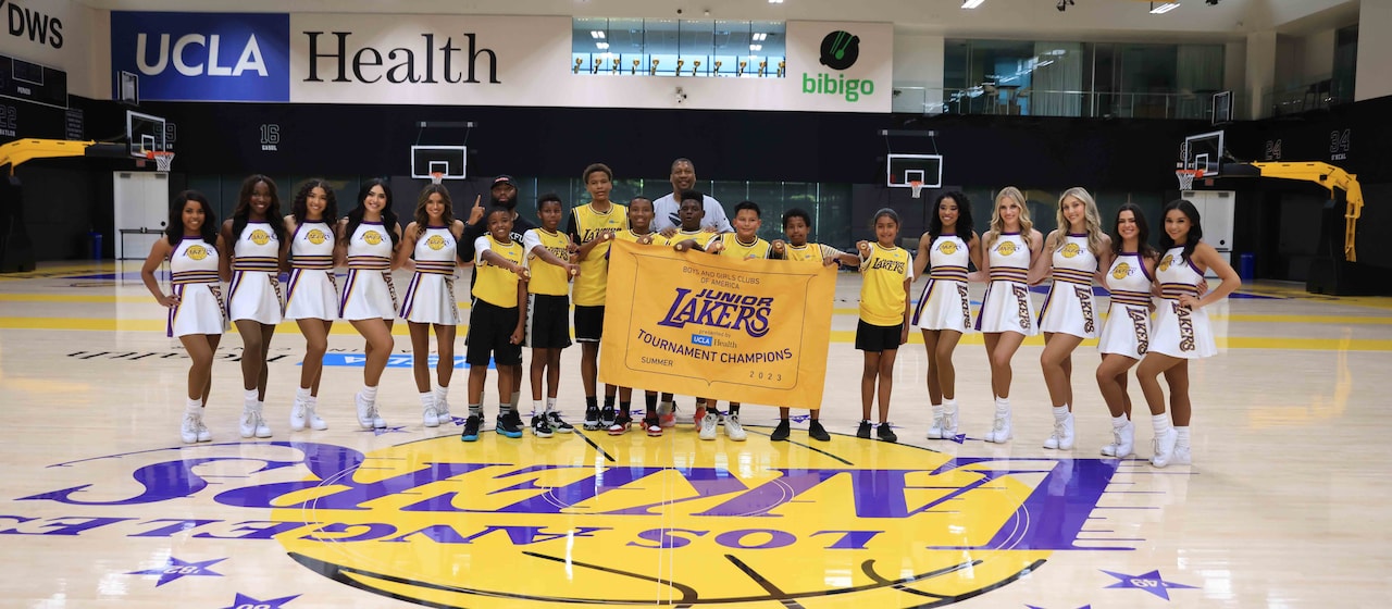 Community Junior Lakers | Los Angeles Lakers