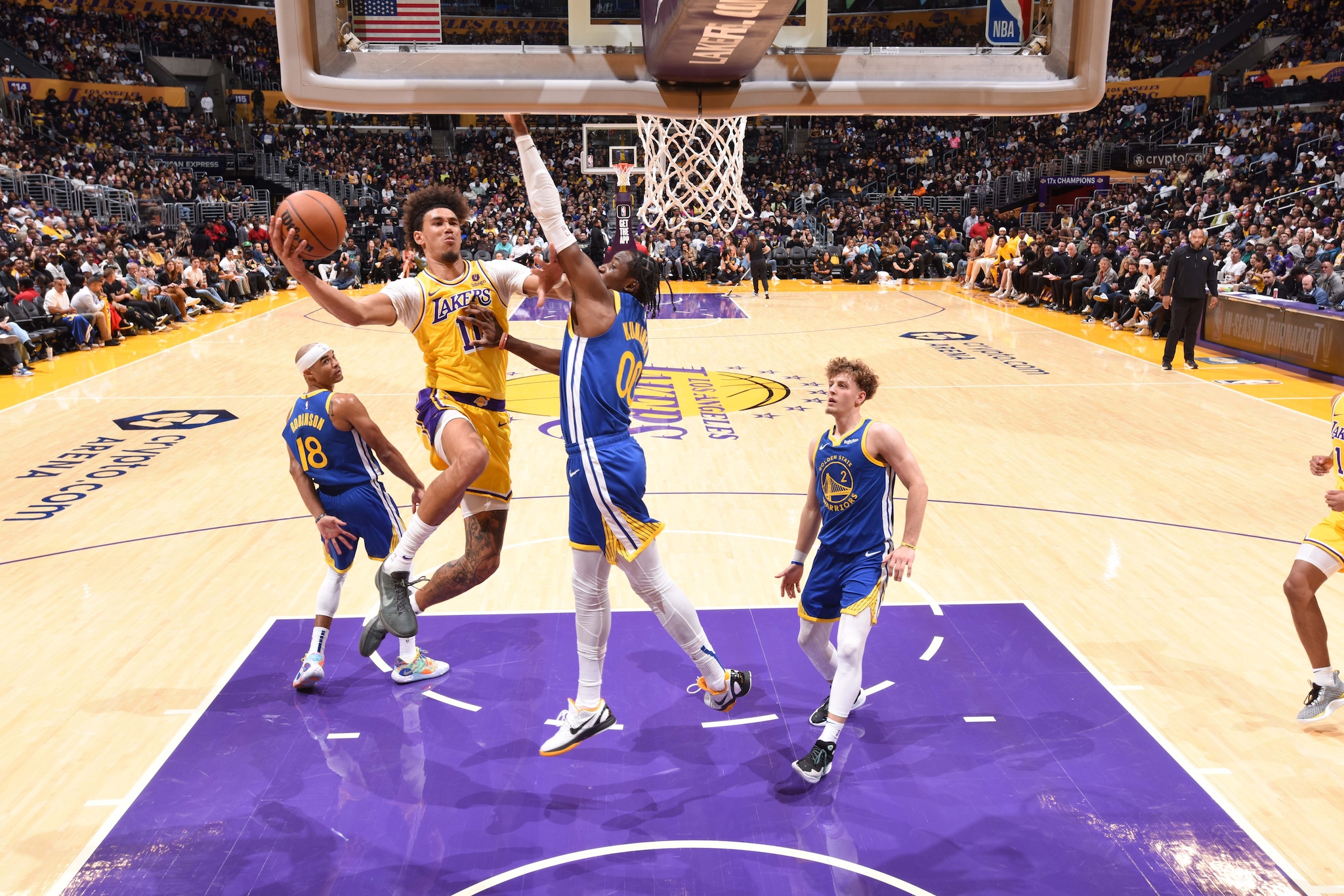 Photos: Lakers vs Warriors (10/13/23) Photo Gallery | NBA.com