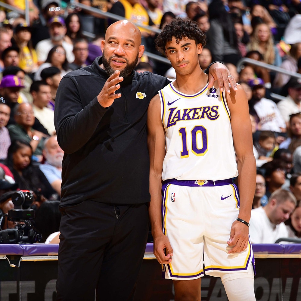 Photos: Lakers vs Bucks (10/15/23) | Los Angeles Lakers