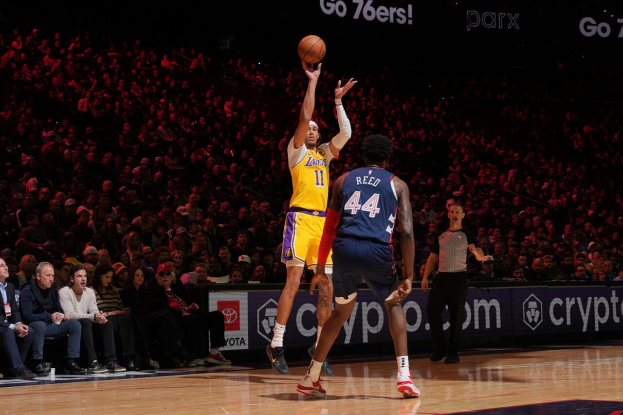 Photos: Lakers at 76ers (11/27/23) | Los Angeles Lakers