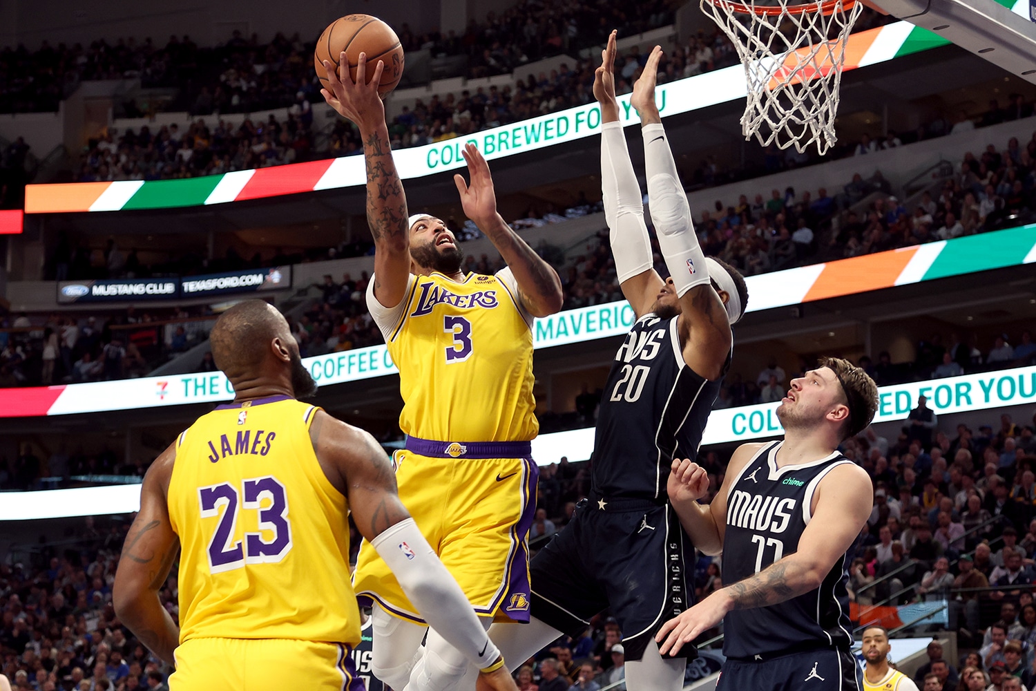 Photos: Lakers at Mavericks (12/12/23) Photo Gallery | NBA.com