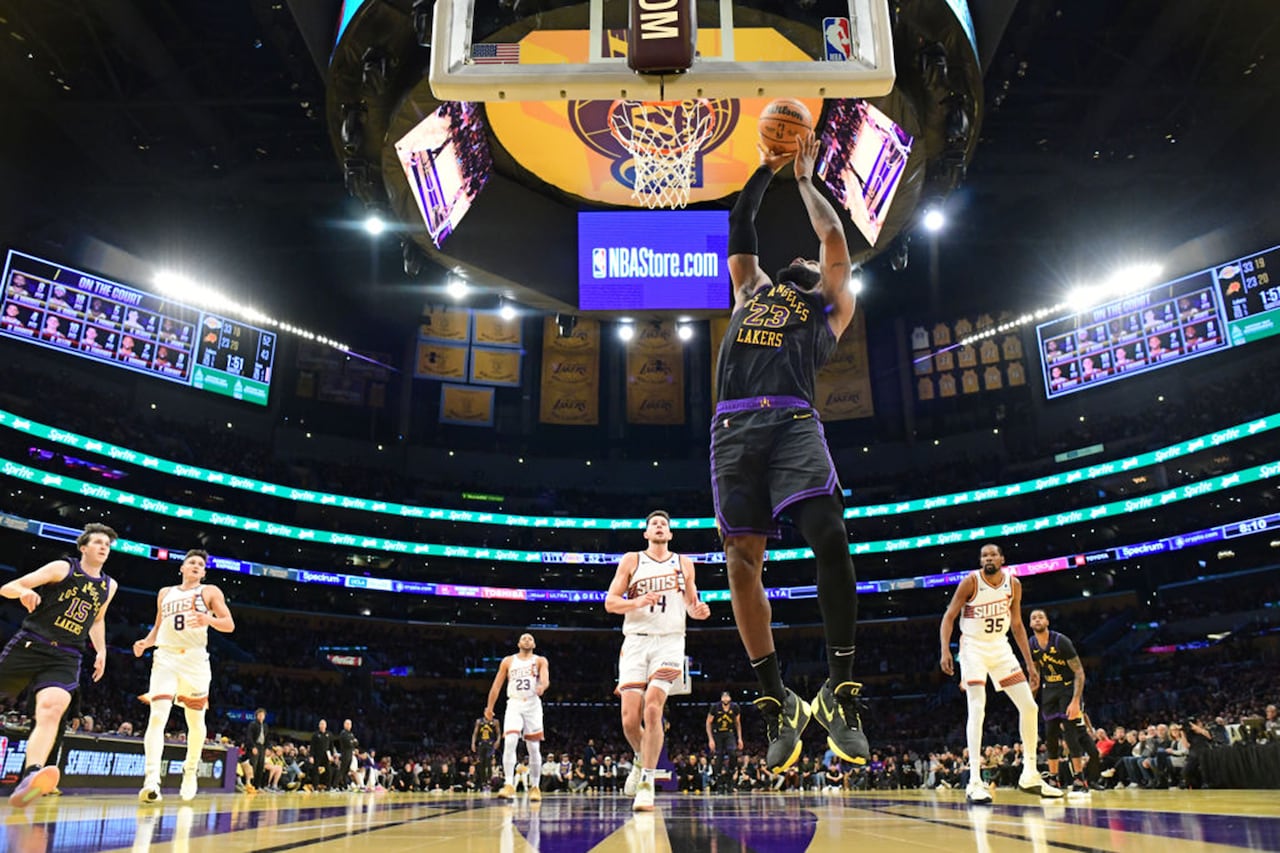 Photos: Lakers vs Suns (12/05/23) | Los Angeles Lakers