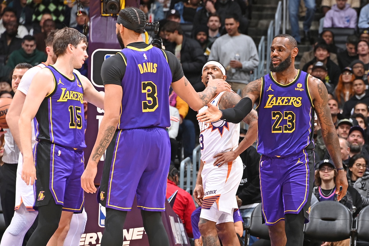 Photos: Lakers vs Suns (01/11/24) | Los Angeles Lakers