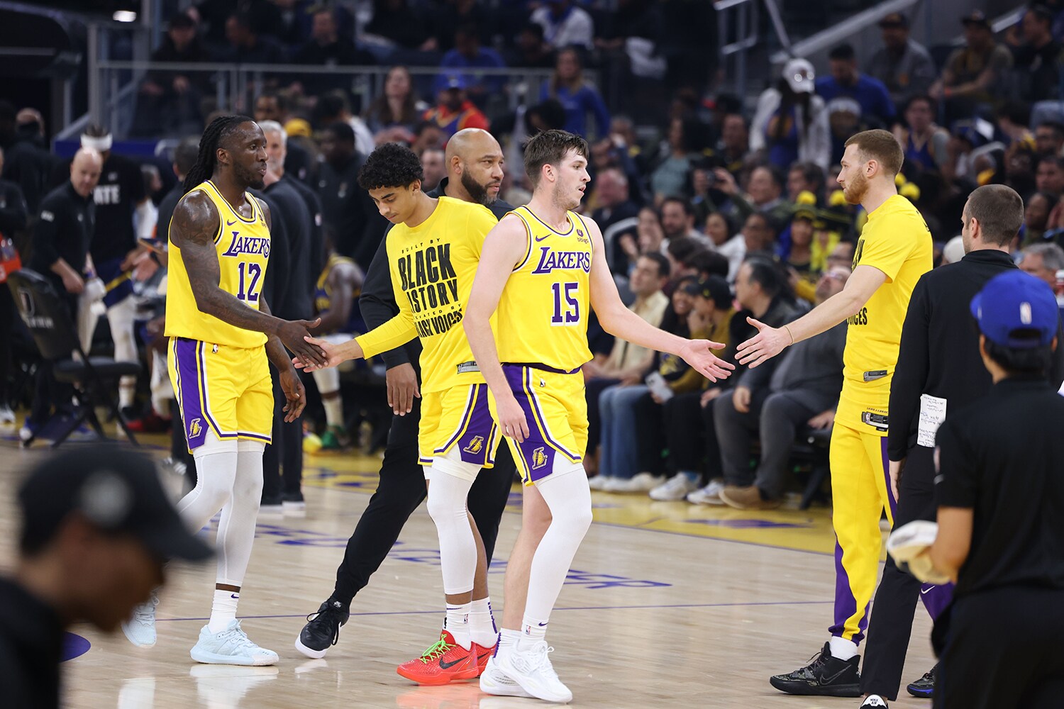 Photos: Lakers at Warriors (02/22/24) Photo Gallery | NBA.com
