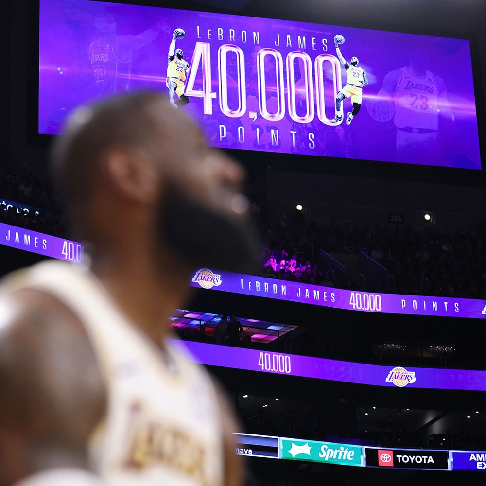 Photos: LeBron 40K | Los Angeles Lakers