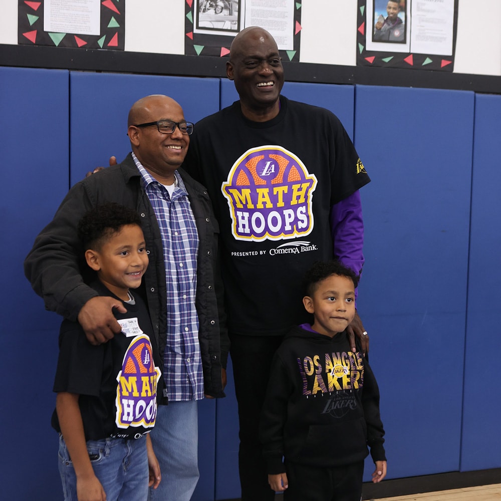 Photos: Lakers NBA Math Hoops, presented by Comerica Bank | Los Angeles ...