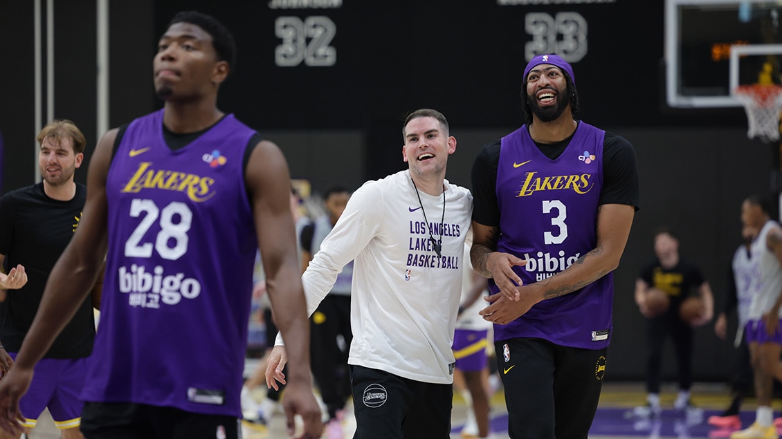 Coaching at the Lakers as Told by a Bunch of Basketball Enthusiasts ...