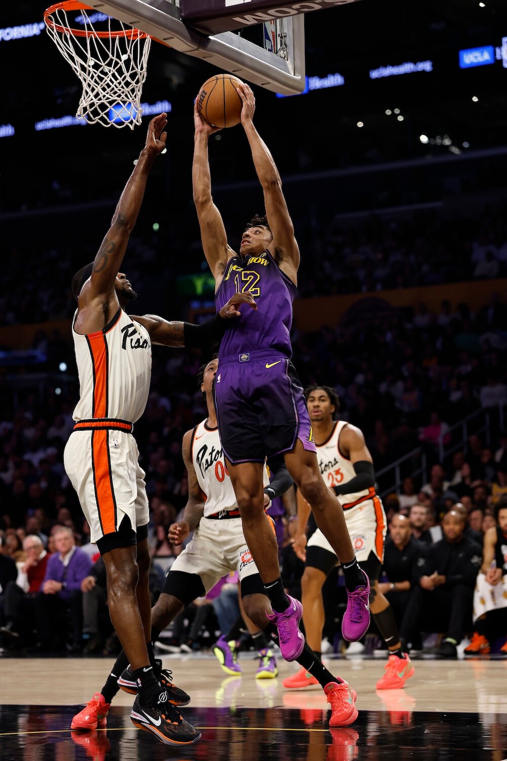 Basketball Sickos: Best Gametime Moments Photo Gallery | NBA.com