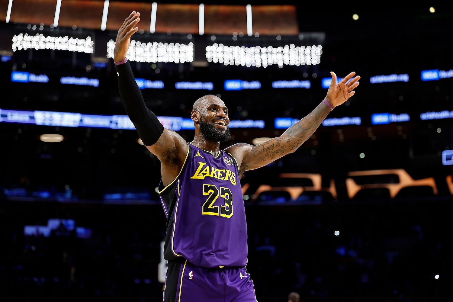 Feelin' 22: Best of LeBron Photo Gallery | NBA.com