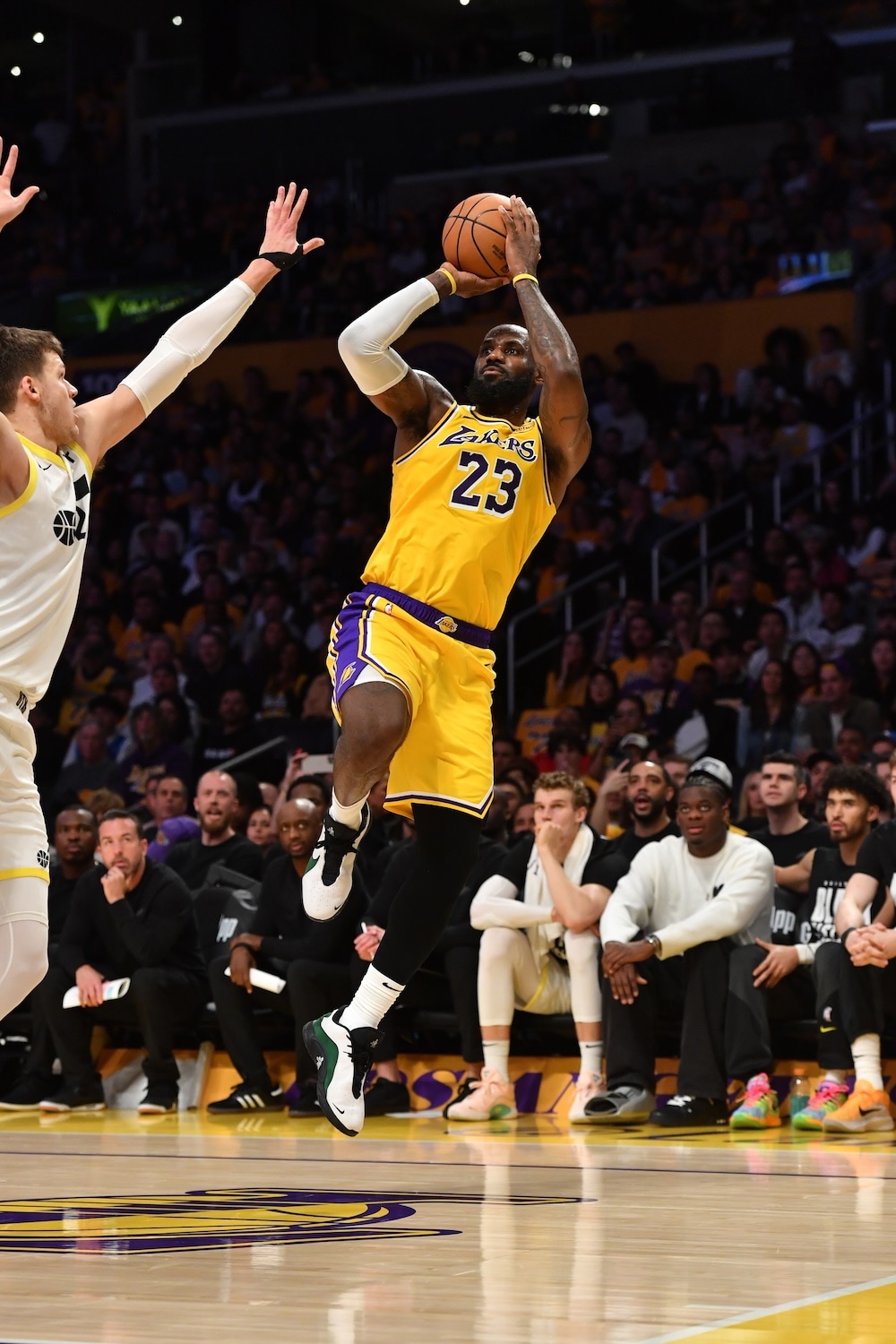 Feelin' 22: Best of LeBron Photo Gallery | NBA.com