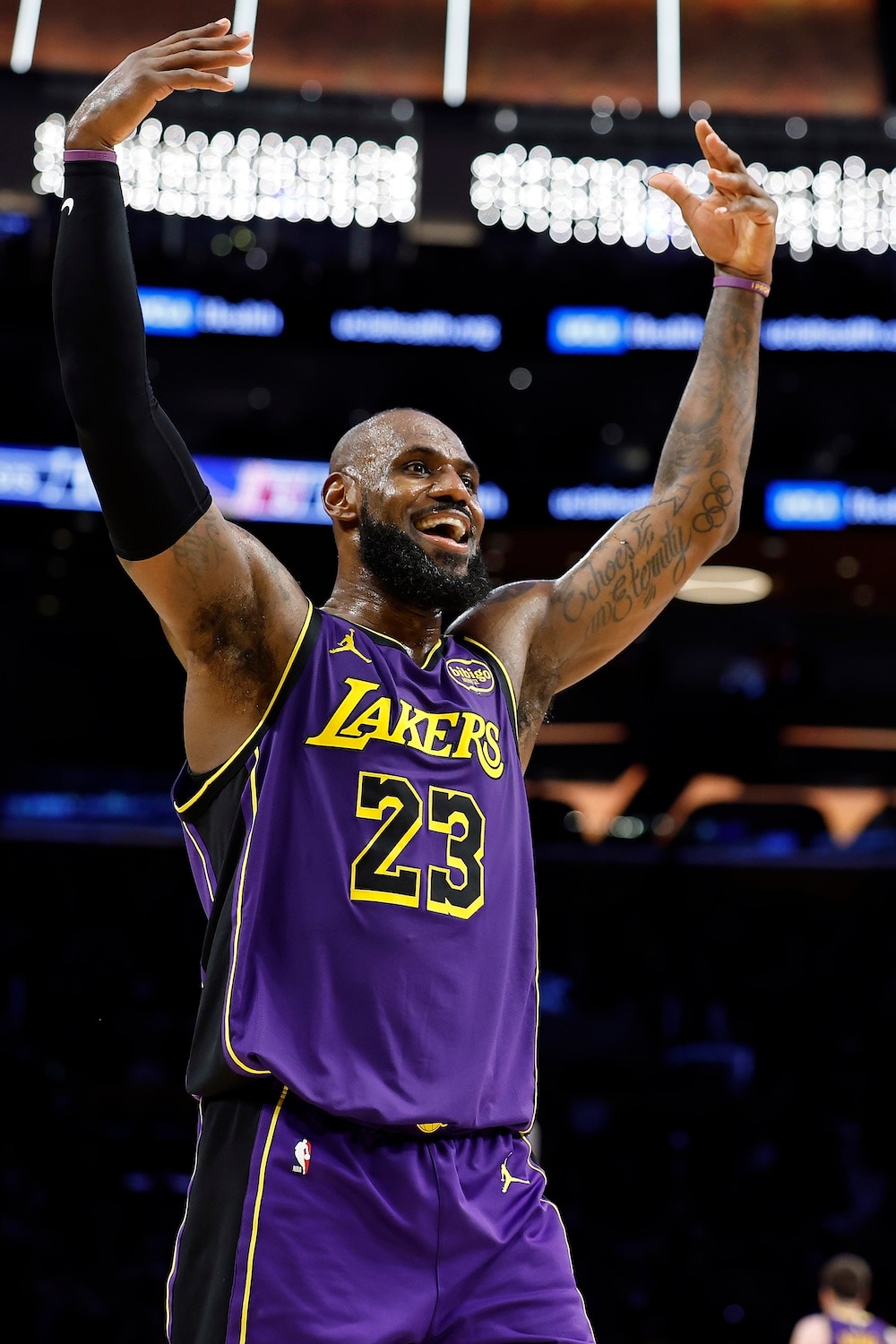 Feelin' 22: Best of LeBron Photo Gallery | NBA.com