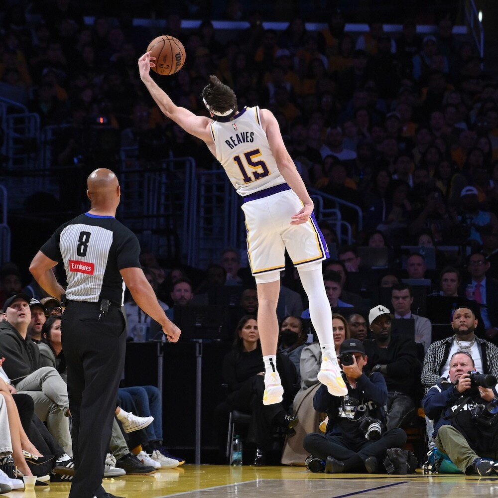 Basketball Sickos: Best Gametime Moments | Los Angeles Lakers