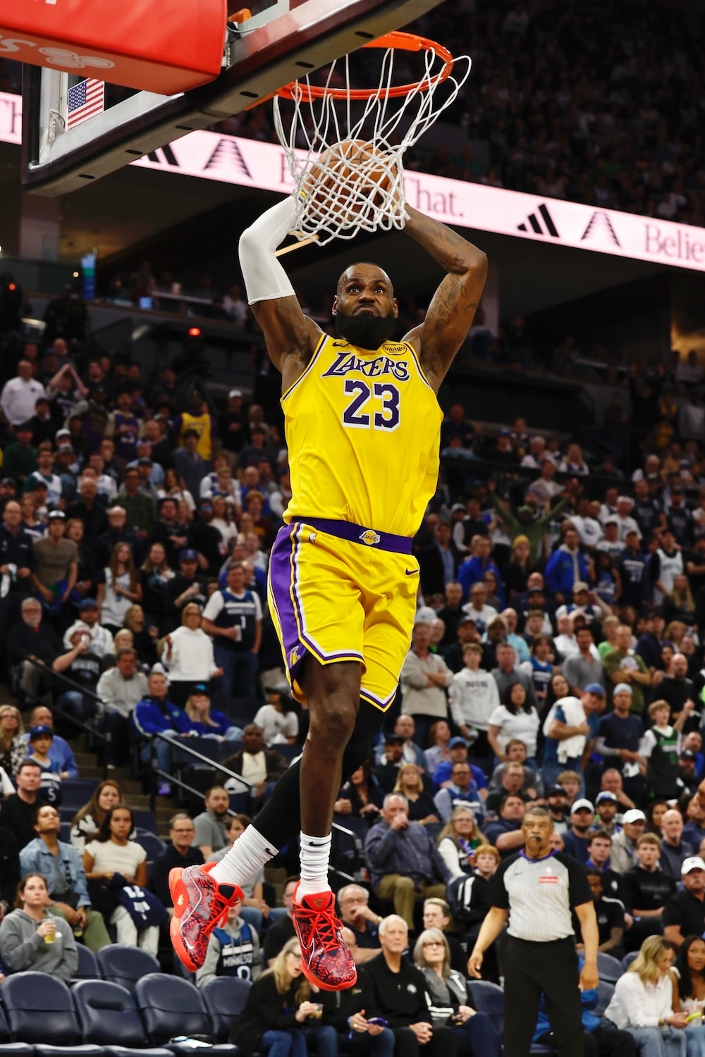 Los Angeles Lakers - Get the Latest Lakers Scores, Schedule Los Angeles Lakers - Get the Latest Lakers Scores, Schedule