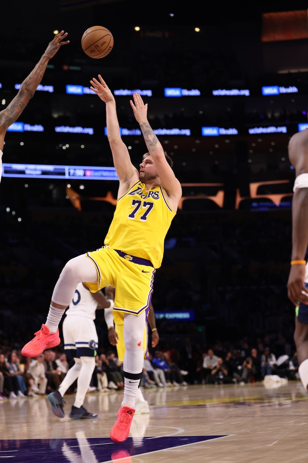 Luka Magic: Best of Dončić | Los Angeles Lakers