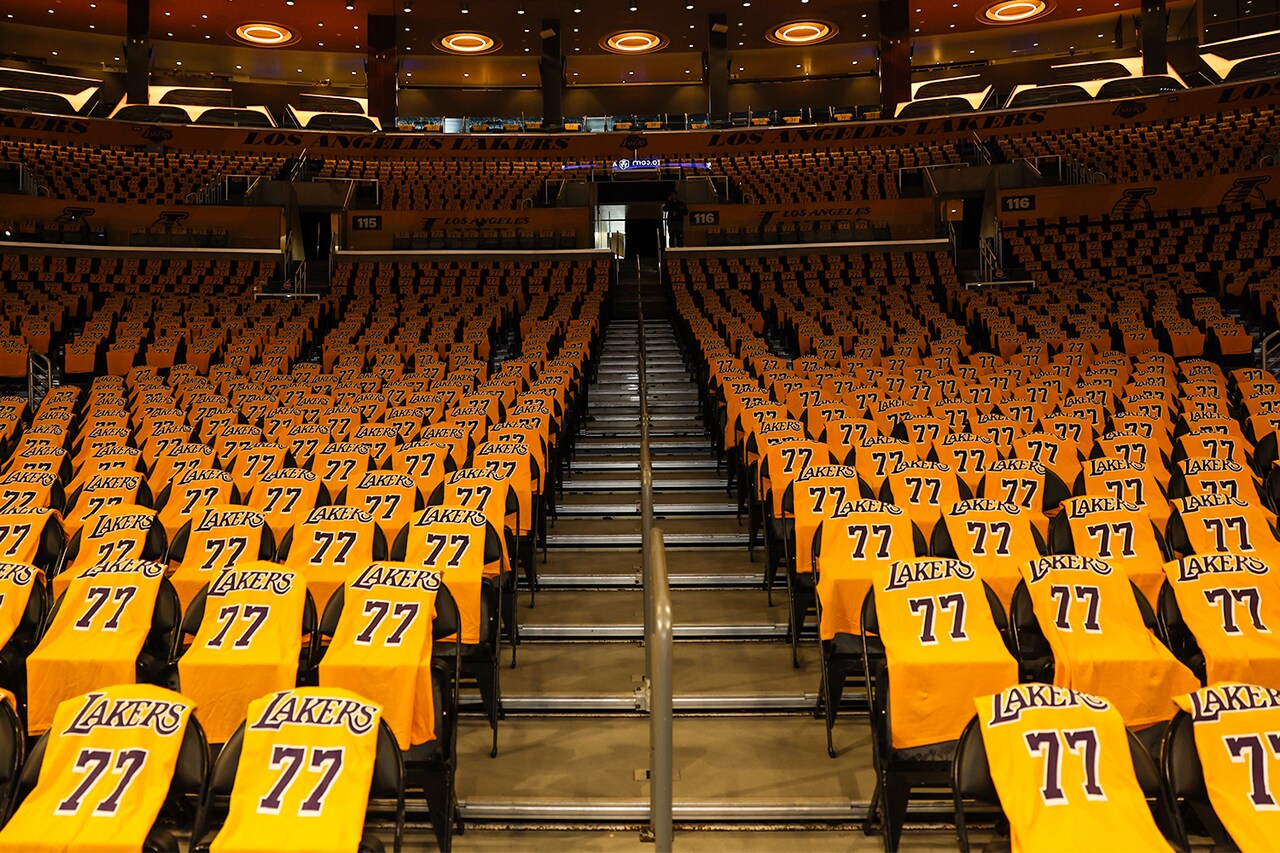 History Day in Photos: Luka's First Game | Los Angeles Lakers