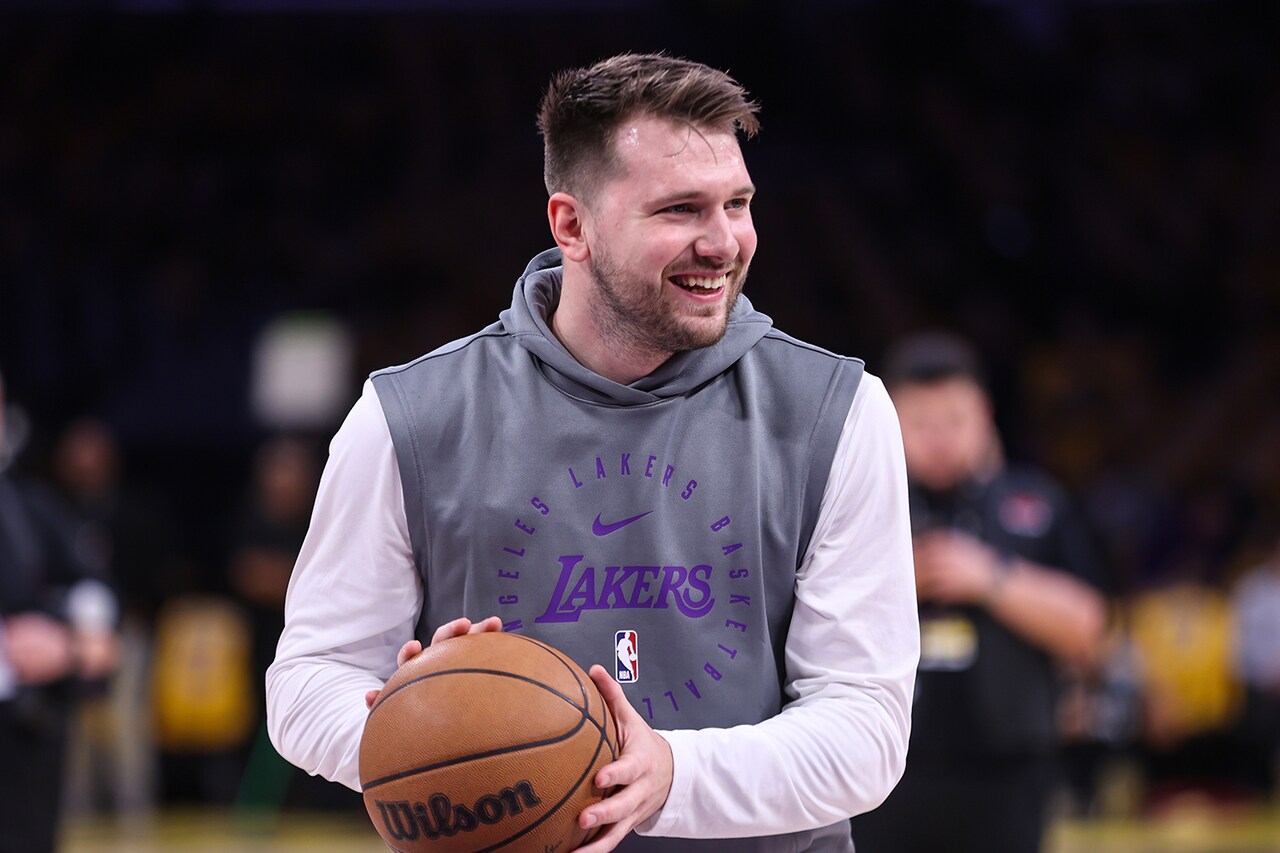 History Day in Photos: Luka's First Game | Los Angeles Lakers
