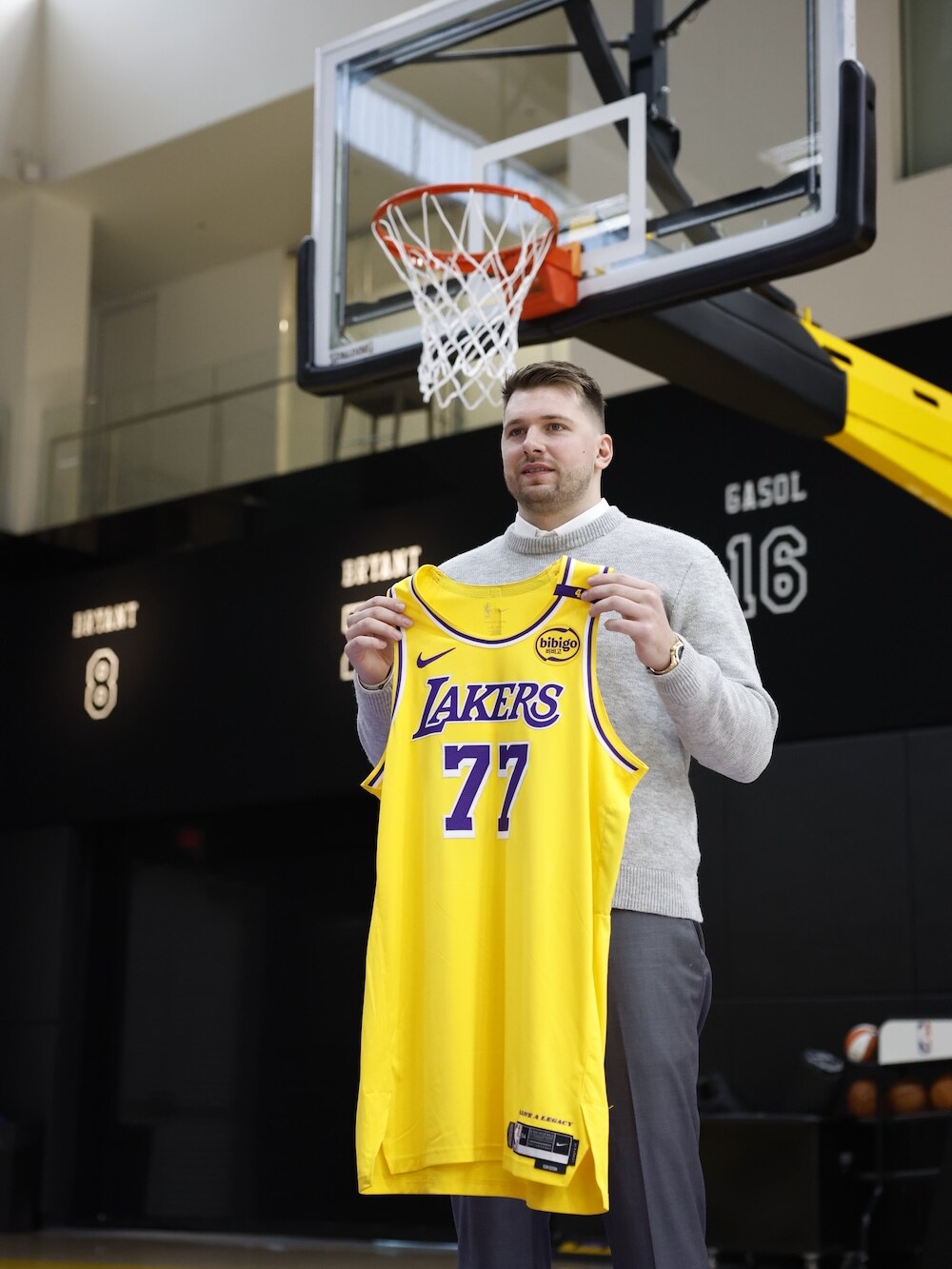 Luka Magic: Best of Dončić | Los Angeles Lakers