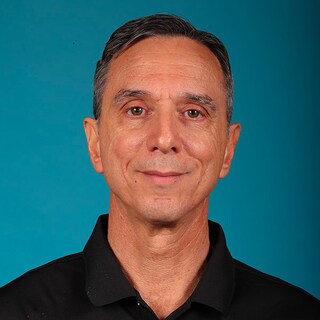 Bio: VINCENT AQUILINO | NBA.com