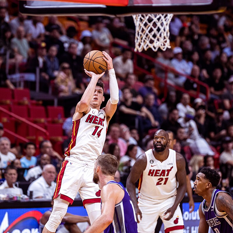 Through The Lens: Kings vs HEAT 11/02/22 Photo Gallery | NBA.com