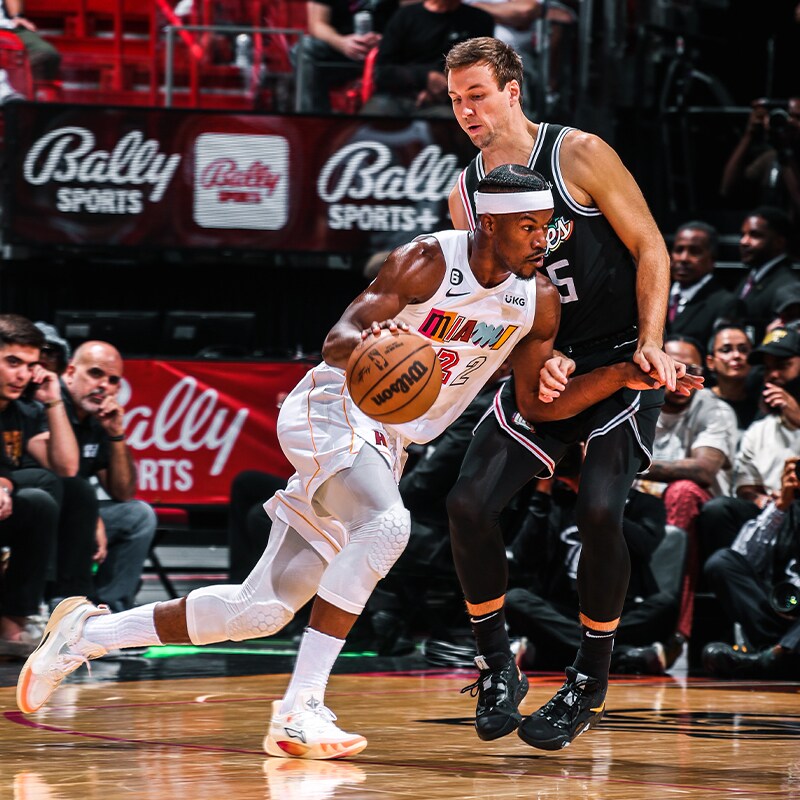 Through The Lens: Clippers vs HEAT 12/08/22 Photo Gallery | NBA.com