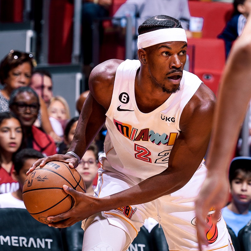 Through The Lens: Spurs vs HEAT 12/10/22 Photo Gallery | NBA.com