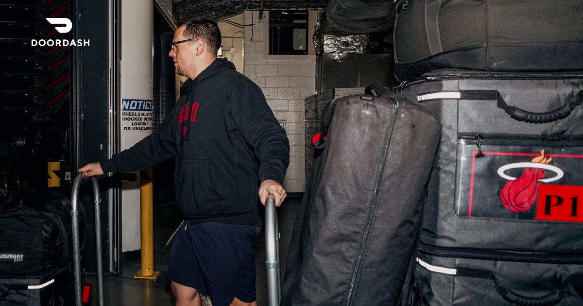 Couper Moorhead - Journalist Profile - Intelligent Relations