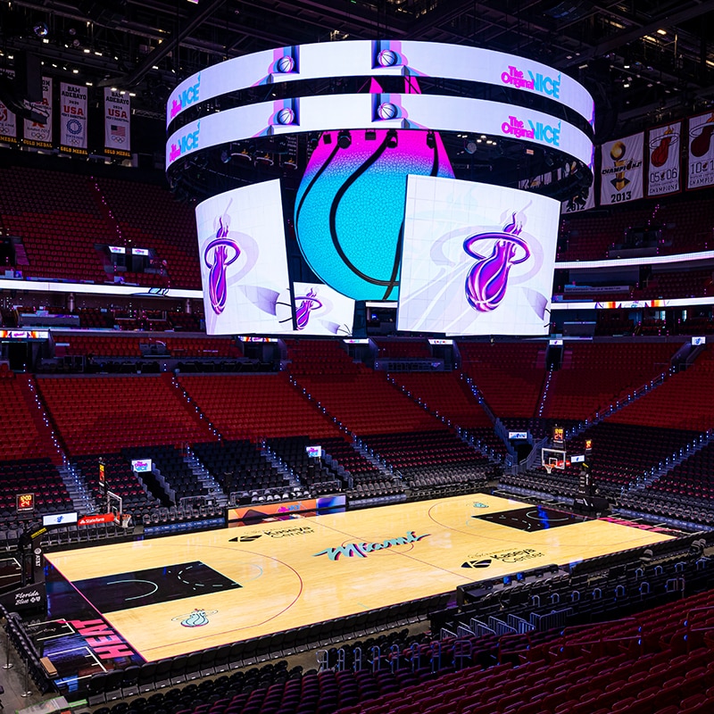 Detailed Look At The Original Vice Jersey & Court | Miami Heat