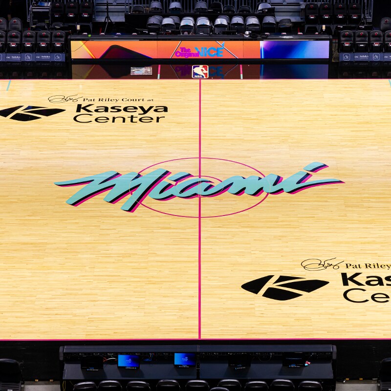 Detailed Look At The Original Vice Jersey & Court | Miami Heat