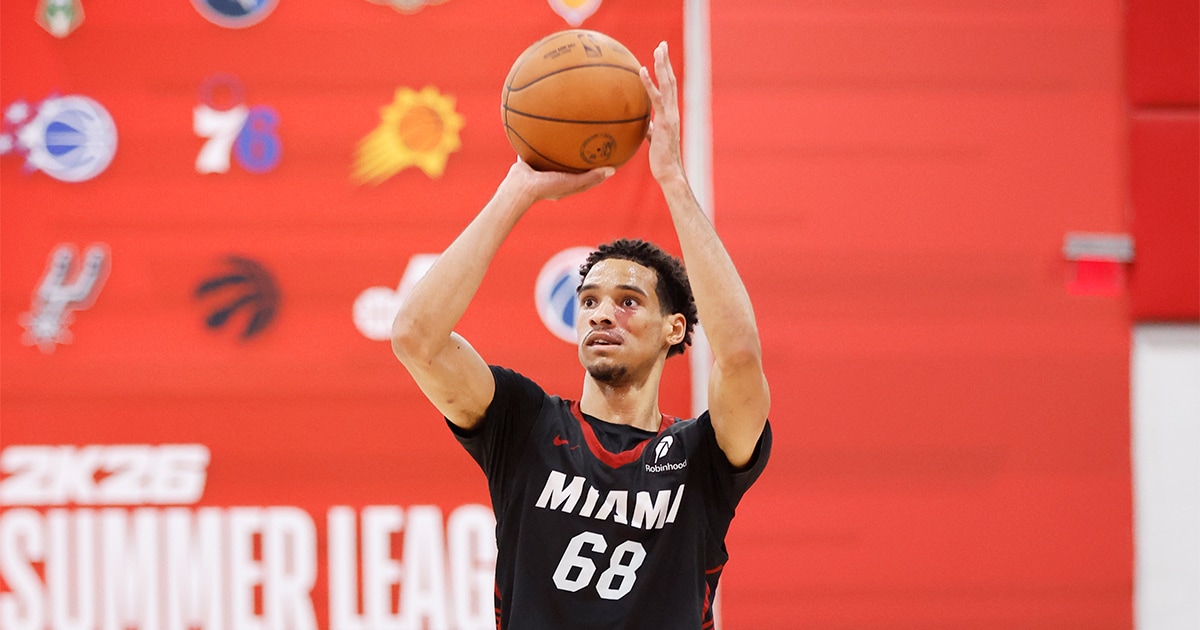 HEAT SIGN STEVE SETTLE III | Miami Heat